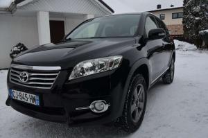 Black Toyota RAV4 2013 in Kaunas, with an engine capacity of 2.20 L and mileage of 215 thousand km for 7200 €, photo  on AUTOMOTO.COM.LV