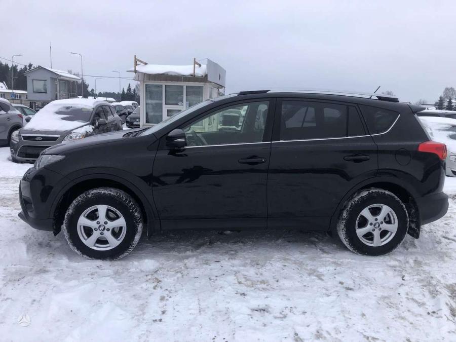 Melns Toyota RAV4 2013 Utena, ar dzinēja tilpumu 2.23 L un nobraukumu 167 tūkst. km par 10350 €, foto 8 vietnē AUTOMOTO.COM.LV