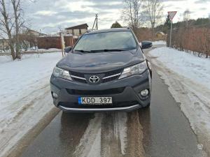 Melns Toyota RAV4 2013 Viļņa, ar dzinēja tilpumu 2.23 L un nobraukumu 287 tūkst. km par 8700 €, foto 9 vietnē AUTOMOTO.COM.LV