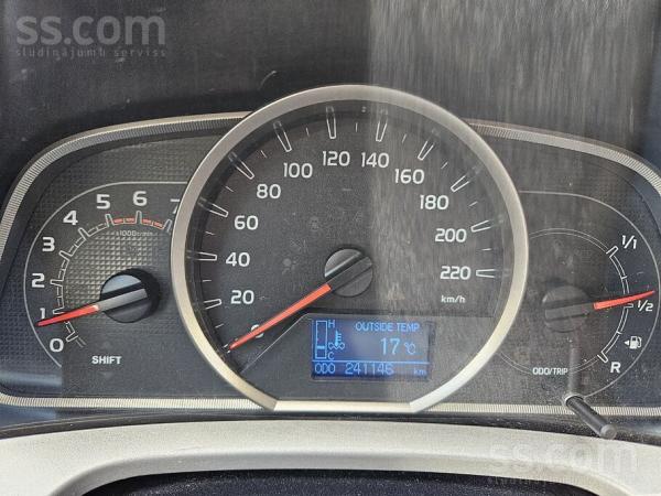 Melns Toyota RAV4 2013 Jelgava, ar dzinēja tilpumu 2.20 L un nobraukumu 241 tūkst. km par 8500 €, foto 7 vietnē AUTOMOTO.COM.LV