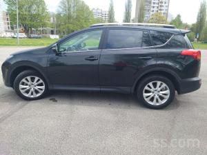 Melns Toyota RAV4 2013 Rīga, ar dzinēja tilpumu 2.20 L un nobraukumu 207 tūkst. km par 11500 €, foto 9 vietnē AUTOMOTO.COM.LV
