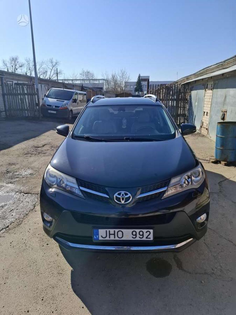 Melns Toyota RAV4 2013 Ukmergė, ar dzinēja tilpumu 1.99 L un nobraukumu 214 tūkst. km par 10800 €, foto 5 vietnē AUTOMOTO.COM.LV