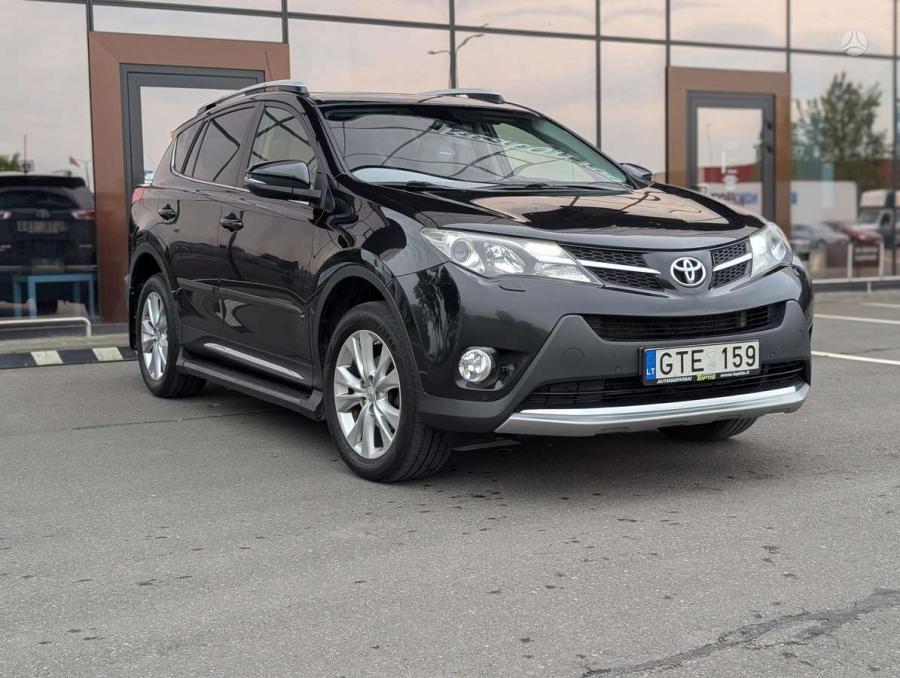 Melns Toyota RAV4 2013 Viļņa, ar dzinēja tilpumu 2.23 L un nobraukumu 245 tūkst. km par 11000 €, foto 1 vietnē AUTOMOTO.COM.LV