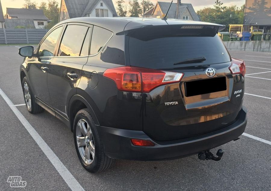 Melns Toyota RAV4 2013 Marijampole, ar dzinēja tilpumu 2.20 L un nobraukumu 280 tūkst. km par 8999 €, foto 7 vietnē AUTOMOTO.COM.LV