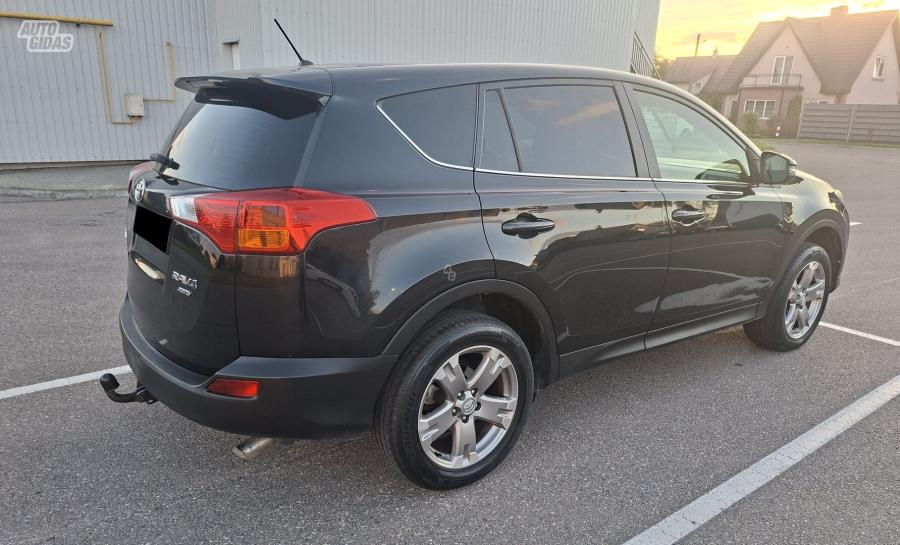 Melns Toyota RAV4 2013 Marijampole, ar dzinēja tilpumu 2.20 L un nobraukumu 280 tūkst. km par 8999 €, foto 10 vietnē AUTOMOTO.COM.LV