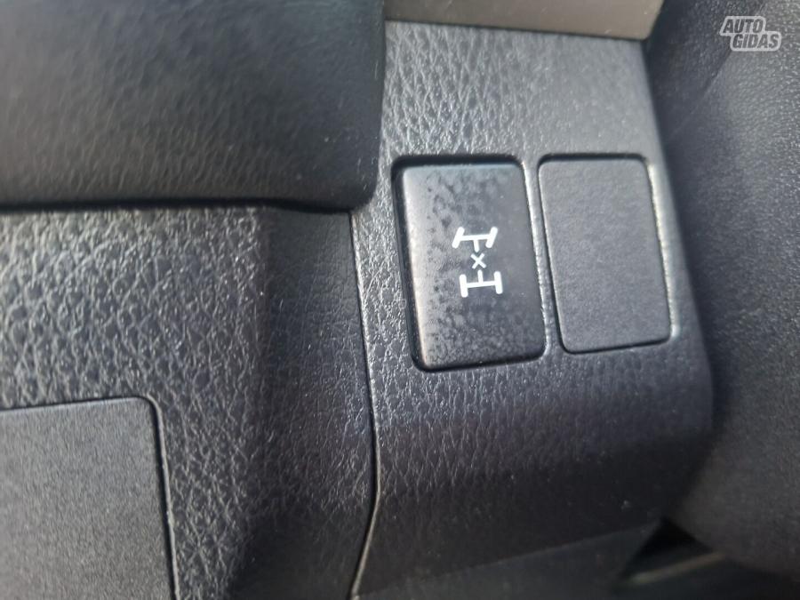 Melns Toyota RAV4 2013 Marijampole, ar dzinēja tilpumu 2.20 L un nobraukumu 280 tūkst. km par 8999 €, foto 24 vietnē AUTOMOTO.COM.LV