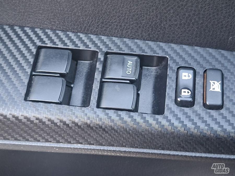 Melns Toyota RAV4 2013 Marijampole, ar dzinēja tilpumu 2.20 L un nobraukumu 280 tūkst. km par 8999 €, foto 26 vietnē AUTOMOTO.COM.LV