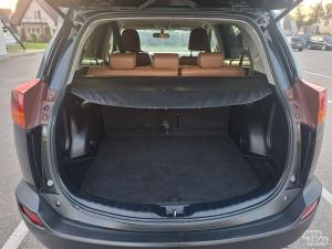 Melns Toyota RAV4 2013 Marijampole, ar dzinēja tilpumu 2.20 L un nobraukumu 280 tūkst. km par 8999 €, foto 27 vietnē AUTOMOTO.COM.LV