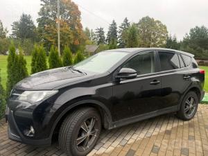 Melns Toyota RAV4 2013 Rīga, ar dzinēja tilpumu 2.20 L un nobraukumu 257 tūkst. km par 3700 €, foto  vietnē AUTOMOTO.COM.LV