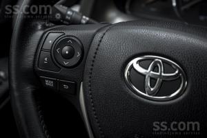 Black Toyota RAV4 2013 in Riga, with an engine capacity of 2.20 L and mileage of 312 thousand km for 10500 €, photo 18 on AUTOMOTO.COM.LV