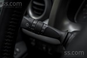 Black Toyota RAV4 2013 in Riga, with an engine capacity of 2.20 L and mileage of 312 thousand km for 10500 €, photo 19 on AUTOMOTO.COM.LV