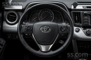 Black Toyota RAV4 2013 in Riga, with an engine capacity of 2.20 L and mileage of 312 thousand km for 10500 €, photo 20 on AUTOMOTO.COM.LV