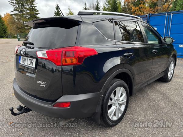 Melns Toyota RAV4 2013 Paide, ar dzinēja tilpumu 2.20 L un nobraukumu 210 tūkst. km par 11390 €, foto 6 vietnē AUTOMOTO.COM.LV