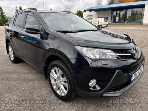 Melns Toyota RAV4 2013 Paide, ar dzinēja tilpumu 2.20 L un nobraukumu 210 tūkst. km par 11390 €, foto 7 vietnē AUTOMOTO.COM.LV