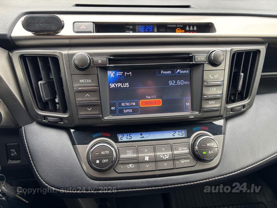 Melns Toyota RAV4 2013 Paide, ar dzinēja tilpumu 2.20 L un nobraukumu 210 tūkst. km par 11390 €, foto 17 vietnē AUTOMOTO.COM.LV