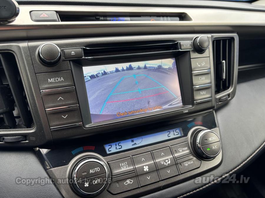 Melns Toyota RAV4 2013 Paide, ar dzinēja tilpumu 2.20 L un nobraukumu 210 tūkst. km par 11390 €, foto 18 vietnē AUTOMOTO.COM.LV