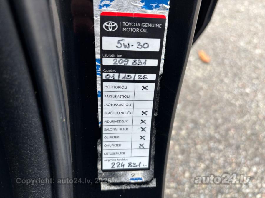 Melns Toyota RAV4 2013 Paide, ar dzinēja tilpumu 2.20 L un nobraukumu 210 tūkst. km par 11390 €, foto 29 vietnē AUTOMOTO.COM.LV