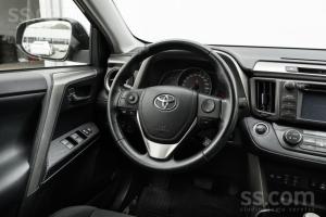 Melns Toyota RAV4 2014 Rīga, ar dzinēja tilpumu 2.00 L un nobraukumu 155 tūkst. km par 7000 €, foto 20 vietnē AUTOMOTO.COM.LV