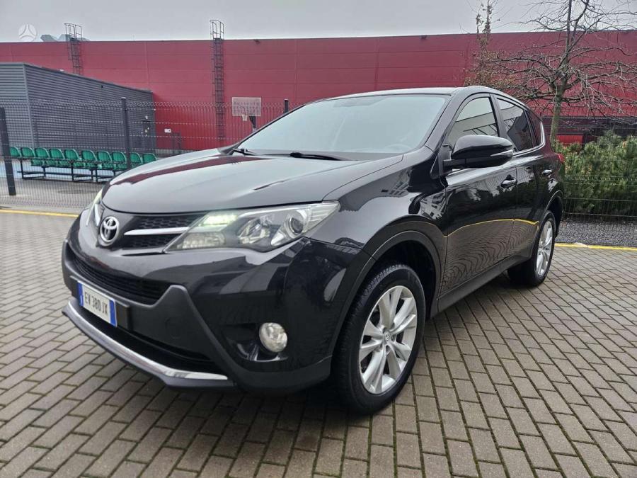 Melns Toyota RAV4 2014 Kauņa, ar dzinēja tilpumu 2.20 L un nobraukumu 169 tūkst. km par 12700 €, foto 1 vietnē AUTOMOTO.COM.LV