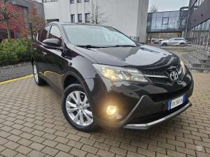 Melns Toyota RAV4 2014 Kauņa, ar dzinēja tilpumu 2.20 L un nobraukumu 169 tūkst. km par 12700 €, foto 4 vietnē AUTOMOTO.COM.LV