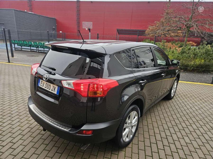 Melns Toyota RAV4 2014 Kauņa, ar dzinēja tilpumu 2.20 L un nobraukumu 169 tūkst. km par 12700 €, foto 22 vietnē AUTOMOTO.COM.LV