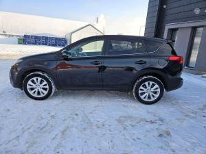Black Toyota RAV4 2014 in Kaunas, with an engine capacity of 2.20 L and mileage of 169 thousand km for 11750 €, photo 16 on AUTOMOTO.COM.LV