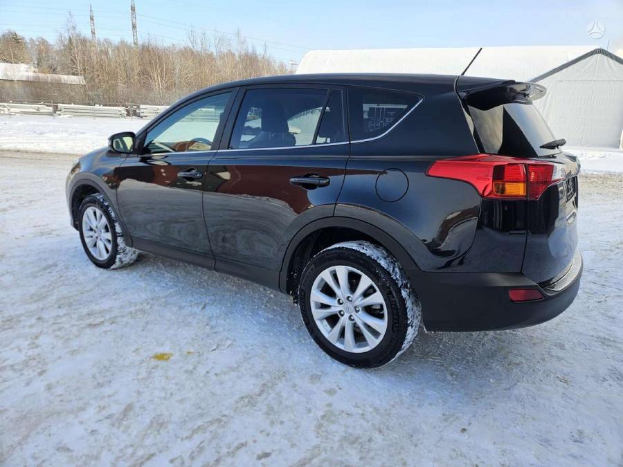 Black Toyota RAV4 2014 in Kaunas, with an engine capacity of 2.20 L and mileage of 169 thousand km for 11750 €, photo 20 on AUTOMOTO.COM.LV