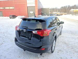 Black Toyota RAV4 2014 in Kaunas, with an engine capacity of 2.20 L and mileage of 169 thousand km for 11750 €, photo 23 on AUTOMOTO.COM.LV