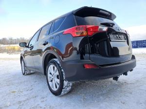 Black Toyota RAV4 2014 in Kaunas, with an engine capacity of 2.20 L and mileage of 169 thousand km for 11750 €, photo 26 on AUTOMOTO.COM.LV