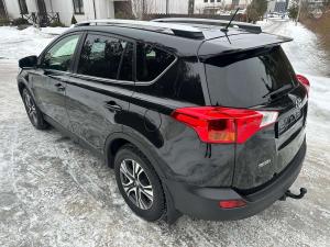 Black Toyota RAV4 2014 in Vilnius, with an engine capacity of 2.00 L and mileage of 293 thousand km for 10200 €, photo 8 on AUTOMOTO.COM.LV
