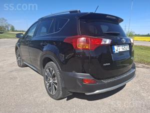 Melns Toyota RAV4 2014 Talsi, ar dzinēja tilpumu 2.20 L un nobraukumu 300 tūkst. km par 10500 €, foto 4 vietnē AUTOMOTO.COM.LV