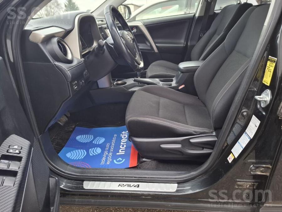 Melns Toyota RAV4 2014 Talsi, ar dzinēja tilpumu 2.20 L un nobraukumu 300 tūkst. km par 10500 €, foto 8 vietnē AUTOMOTO.COM.LV