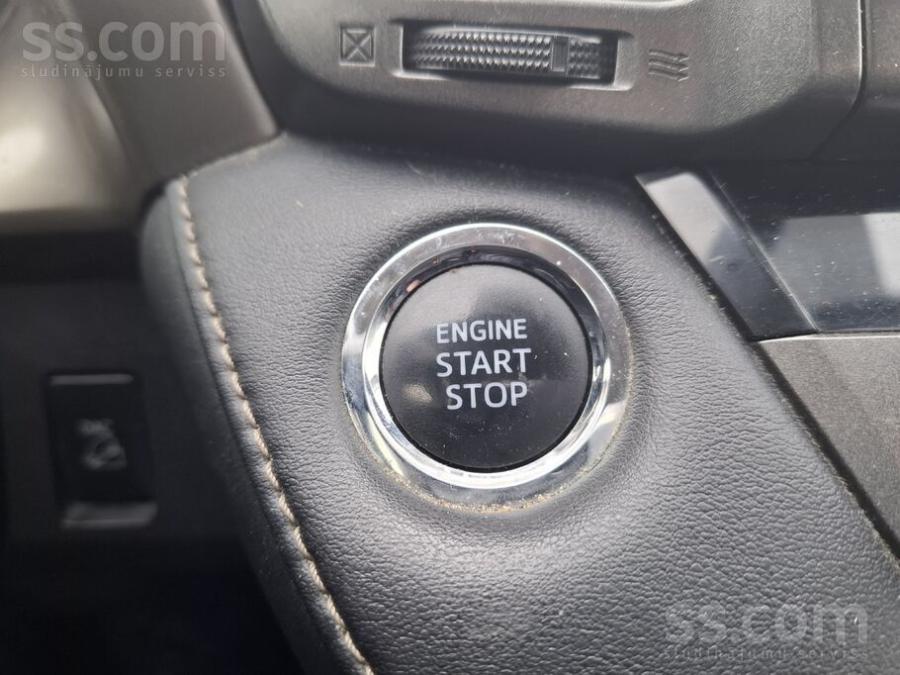 Melns Toyota RAV4 2014 Talsi, ar dzinēja tilpumu 2.20 L un nobraukumu 300 tūkst. km par 10500 €, foto 23 vietnē AUTOMOTO.COM.LV