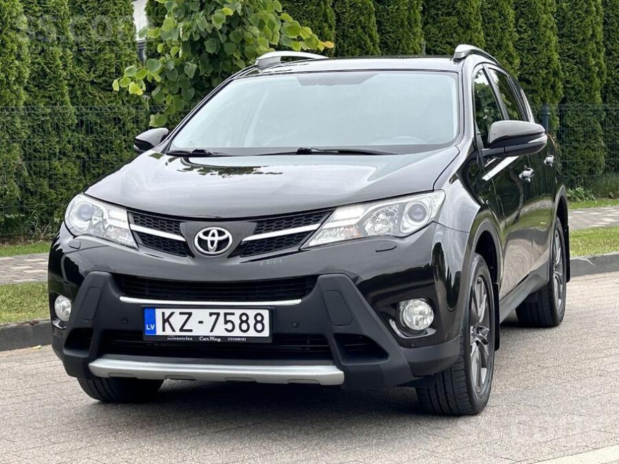 Melns Toyota RAV4 2014 Rīga, ar dzinēja tilpumu 2.20 L un nobraukumu 284 tūkst. km par 9950 €, foto 1 vietnē AUTOMOTO.COM.LV