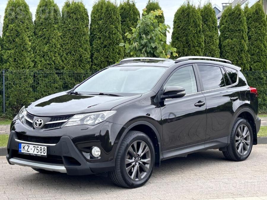 Melns Toyota RAV4 2014 Rīga, ar dzinēja tilpumu 2.20 L un nobraukumu 284 tūkst. km par 9950 €, foto 3 vietnē AUTOMOTO.COM.LV