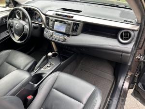 Melns Toyota RAV4 2014 Rīga, ar dzinēja tilpumu 2.20 L un nobraukumu 284 tūkst. km par 9950 €, foto 17 vietnē AUTOMOTO.COM.LV