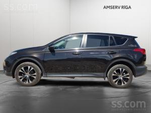 Black Toyota RAV4 2014 in Riga, with an engine capacity of 2.00 L and mileage of 249 thousand km for 9700 €, photo 4 on AUTOMOTO.COM.LV