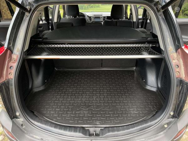 Melns Toyota RAV4 2014 Pasvalys, ar dzinēja tilpumu 2.23 L un nobraukumu 240 tūkst. km par 10999 €, foto 10 vietnē AUTOMOTO.COM.LV