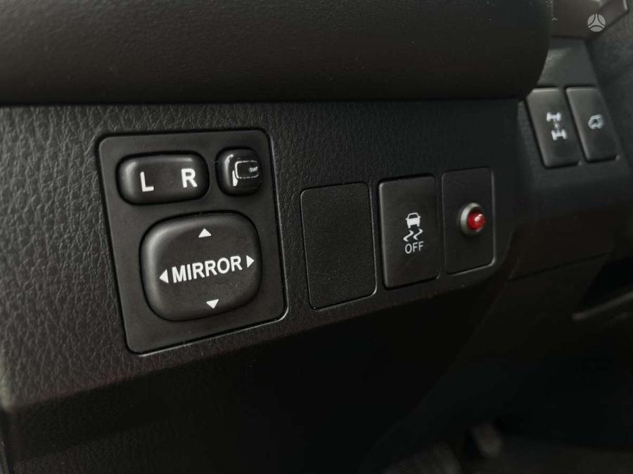 Melns Toyota RAV4 2014 Pasvalys, ar dzinēja tilpumu 2.23 L un nobraukumu 240 tūkst. km par 10999 €, foto 19 vietnē AUTOMOTO.COM.LV