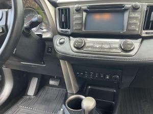 Melns Toyota RAV4 2014 Pasvalys, ar dzinēja tilpumu 2.23 L un nobraukumu 240 tūkst. km par 10999 €, foto 28 vietnē AUTOMOTO.COM.LV