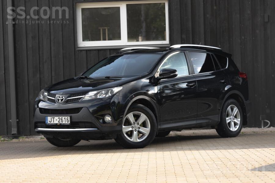 Melns Toyota RAV4 2014 Jelgava, ar dzinēja tilpumu 2.00 L un nobraukumu 326 tūkst. km par 9900 €, foto 1 vietnē AUTOMOTO.COM.LV
