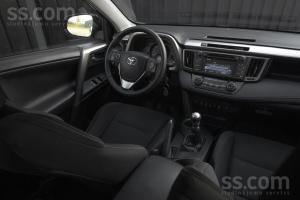 Melns Toyota RAV4 2014 Jelgava, ar dzinēja tilpumu 2.00 L un nobraukumu 326 tūkst. km par 9900 €, foto 11 vietnē AUTOMOTO.COM.LV