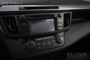 Melns Toyota RAV4 2014 Jelgava, ar dzinēja tilpumu 2.00 L un nobraukumu 326 tūkst. km par 9900 €, foto 17 vietnē AUTOMOTO.COM.LV