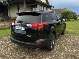 Black Toyota RAV4 2014 in Pasvalys, with an engine capacity of 2.20 L and mileage of 240 thousand km for 10800 €, photo 10 on AUTOMOTO.COM.LV