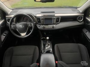 Black Toyota RAV4 2014 in Pasvalys, with an engine capacity of 2.20 L and mileage of 240 thousand km for 10800 €, photo 13 on AUTOMOTO.COM.LV