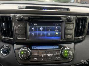 Black Toyota RAV4 2014 in Pasvalys, with an engine capacity of 2.20 L and mileage of 240 thousand km for 10800 €, photo 18 on AUTOMOTO.COM.LV