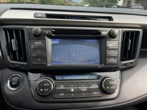 Black Toyota RAV4 2014 in Pasvalys, with an engine capacity of 2.20 L and mileage of 240 thousand km for 10800 €, photo 19 on AUTOMOTO.COM.LV