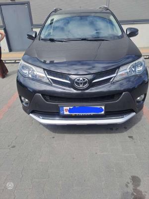 Black Toyota RAV4 2014 in Taurage, with an engine capacity of 2.00 L and mileage of 213 thousand km for 9700 €, photo 4 on AUTOMOTO.COM.LV