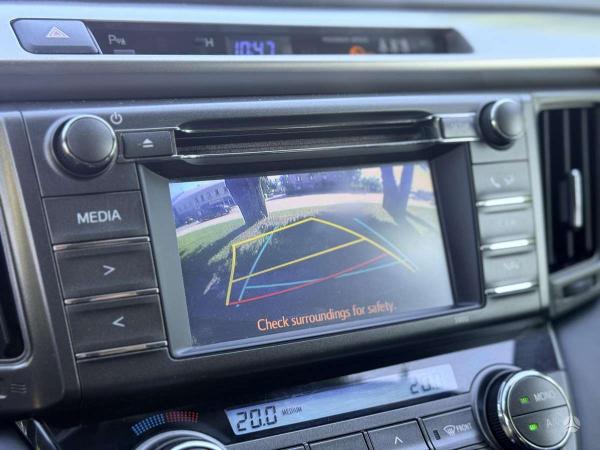 Black Toyota RAV4 2014 in Ukmerge, with an engine capacity of 2.00 L and mileage of 260 thousand km for 11350 €, photo 8 on AUTOMOTO.COM.LV