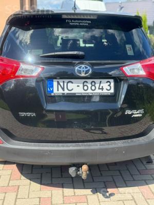 Melns Toyota RAV4 2014 Rīga, ar dzinēja tilpumu 2.20 L un nobraukumu 193 tūkst. km par 11500 €, foto 4 vietnē AUTOMOTO.COM.LV